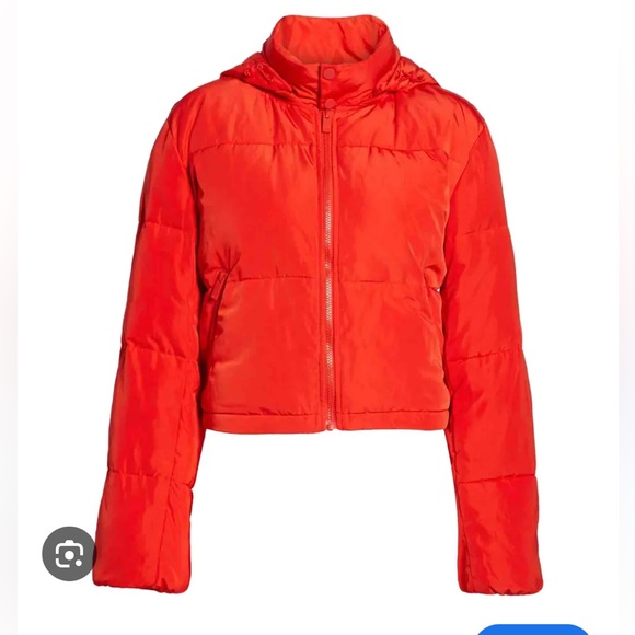 ALO Yoga | Jackets & Coats | Alo Yoga Introspective Quilted Puffer ...